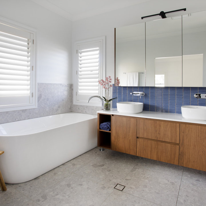 75 Most Popular 75 Beautiful Bathroom with Blue Tile Ideas & Designs ...