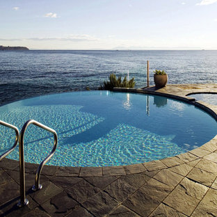 75 Beautiful Round Infinity Pool Pictures & Ideas | Houzz