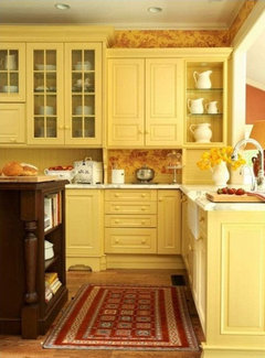 Kitchen counter advice for YELLOW cabinets