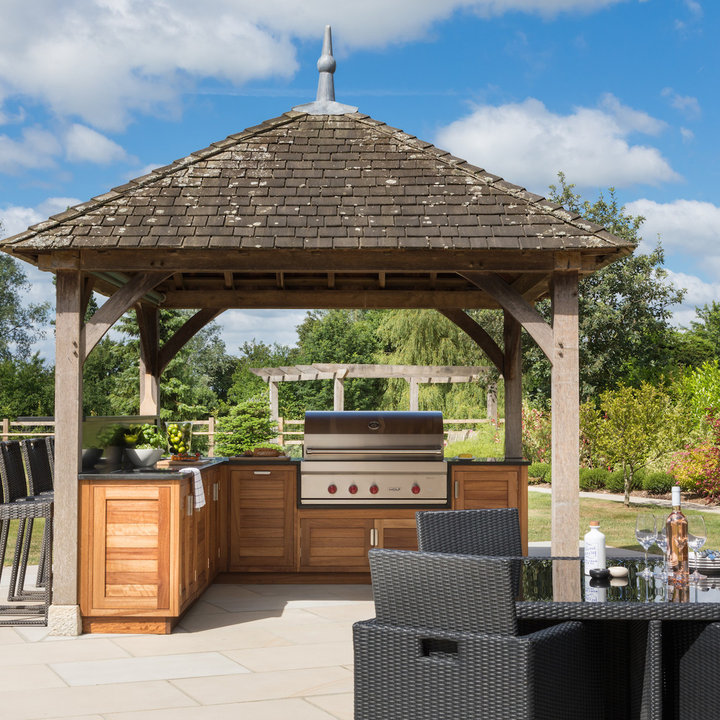 75 Beautiful Outdoor Entertainment Areas Home Design Ideas & Designs ...