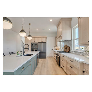 The Ellsworth Farmhouse - Farmhouse - Kitchen - Salt Lake City - by ...