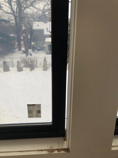 huge gap between new window and frame. Should I be worried?