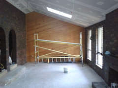 Need help with 'natural' pebble ceilings in 70s house | Houzz AU