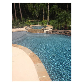 Pebble Interior - French Gray - Houston - by Landmark Custom Pools | Houzz