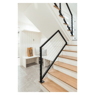 Education Hill Addition Mudroom - Escalier - Seattle - par ArchiUS ...