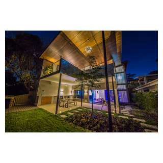 Modern Perth Luxury - Modern - Garden - Perth - by Daniela Collection ...