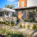 Kronen Residence Garden Den - Beach Style - Landscape - Los Angeles ...