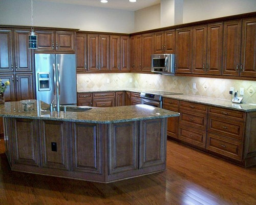 Inverted Bat Wing Island | Houzz