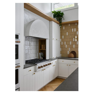 Union Pier Lakehouse - Modern - Kitchen - Chicago - by Devon Grace ...