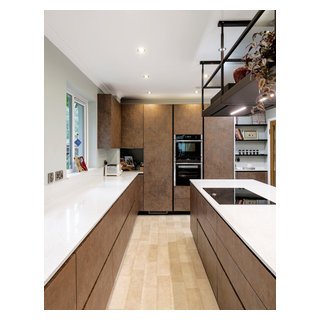 Ferro Bronze with black lacquered handle rails - Contemporary - Kitchen ...