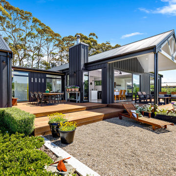 Well House - Photos & Ideas | Houzz