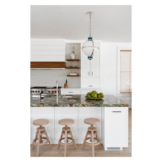 Spa Creek Escape - Beach Style - Kitchen - Baltimore - by Simply Wesley ...