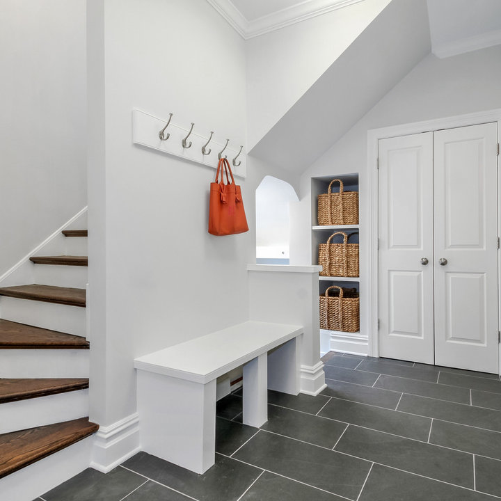 75 Ceramic Tile Entryway Ideas You'll Love - December, 2025 | Houzz