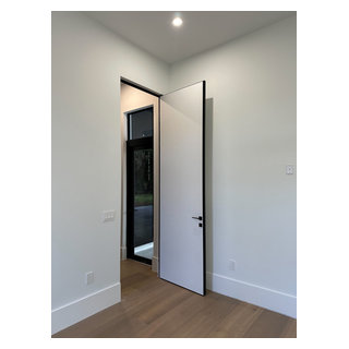 10 ft doors with Aluminum Profile - Modern - Bedroom - Miami - by ...