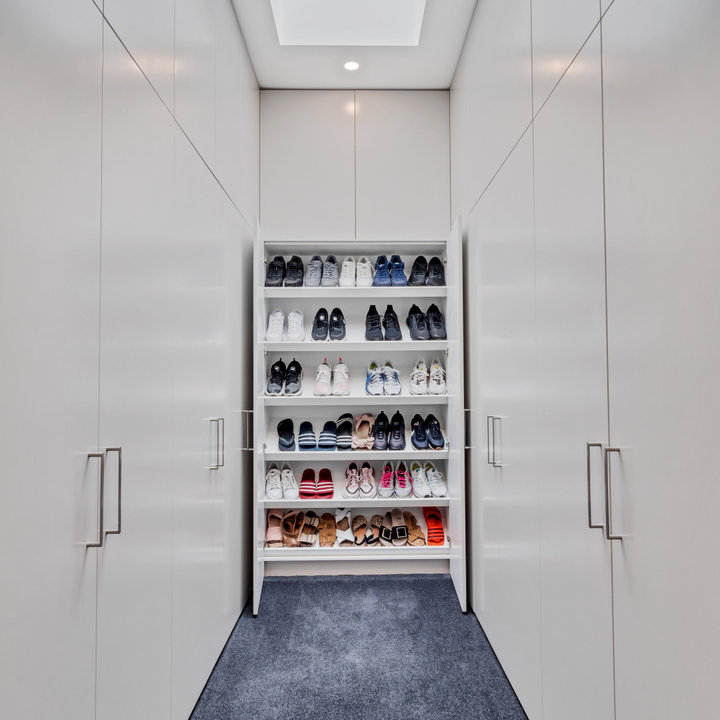 75 Beautiful Storage and Wardrobe Ideas & Designs - December 2022 ...