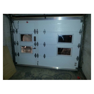 Custom Pass-Through Garage door with Windows. Brooklyn, NY ...