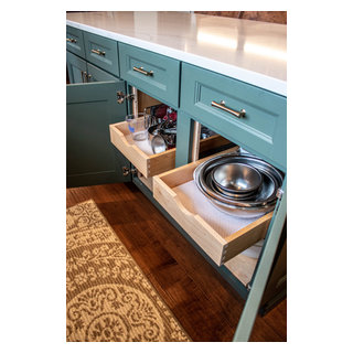 Two-Toned Kitchen with Contrasting Mixed Quartz and Wood Countertops ...
