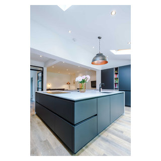 Mr Duchy - Modern - Kitchen - Manchester - by Elite Kitchens Manchester ...