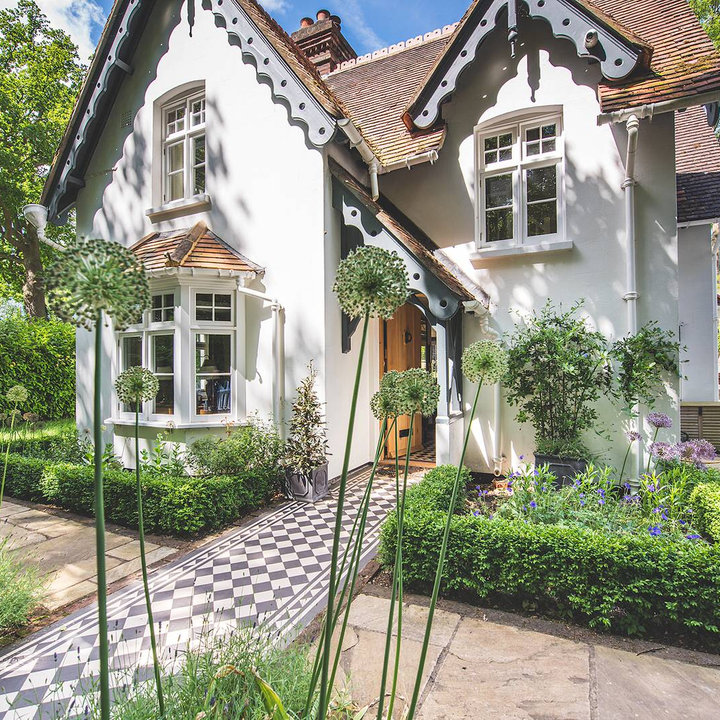 75 Small Gable Roof Ideas You'll Love - December, 2025 | Houzz