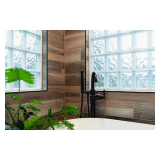 Bothell Nature Oasis - Rustic - Bathroom - Seattle - by Designed Smart ...