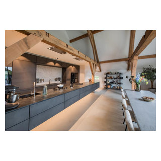 Schwebende Kitchen - Modern - Kitchen - Other - by PS212 HOME/ LEICHT ...