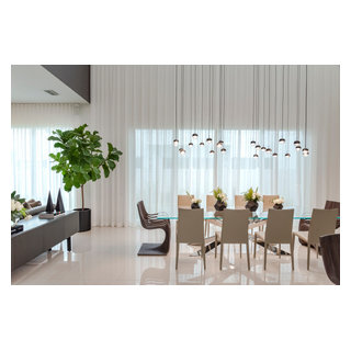 MODERN DORAL - Modern - Dining Room - Miami - by Designs By Casandra ...