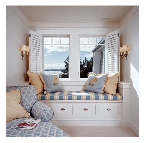 Window Seating, a good use of space?