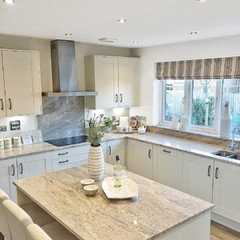 What worktop with Cream Gloss Units? | Houzz UK