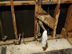 When to use an Above the Floor Rough in a tub