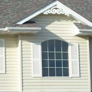 Pvc Gable Brackets - Photos & Ideas | Houzz