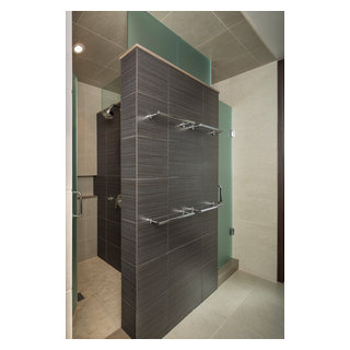 Hyde Park Garage Addition & Bathroom Renovation - Bathroom - Cincinnati ...