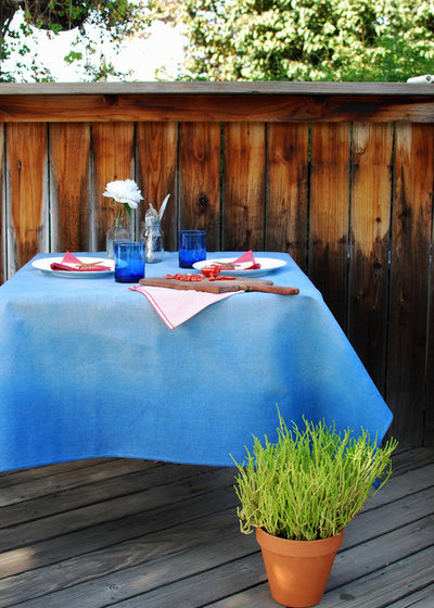 Make a Fashion-Forward Ombré Tablecloth