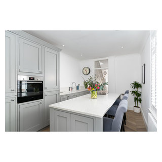 1909 In-Frame Kitchen - Traditional - Kitchen - Cardiff - by Luxury for ...
