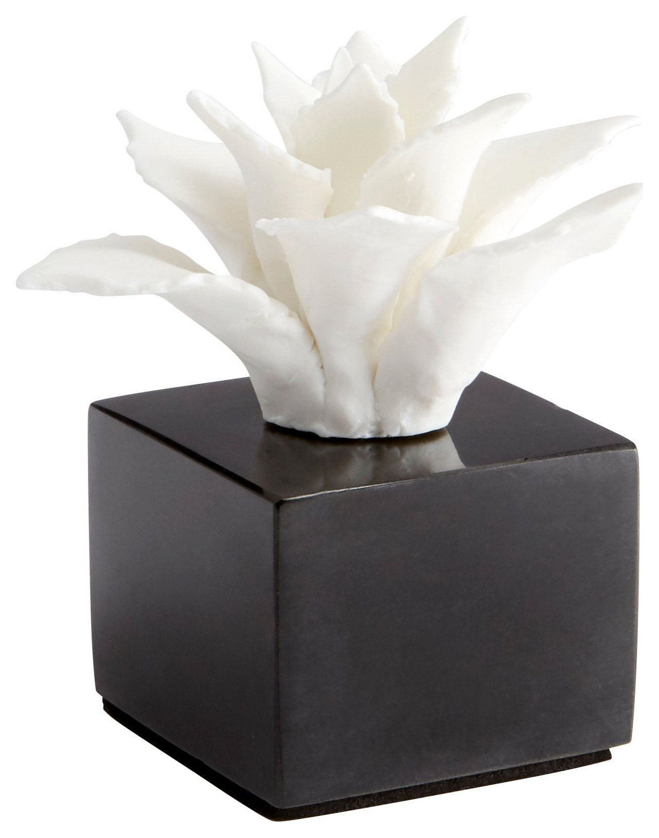 Small Calendine Sculpture - Contemporary - Decorative Objects And ...