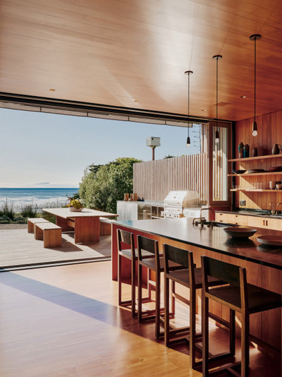 Houzz Tour: Modern Surf House Full of California Craftsmanship