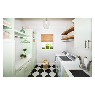 Lakewood Ranch Laundry Room Remodel - Modern - Laundry Room - Tampa ...