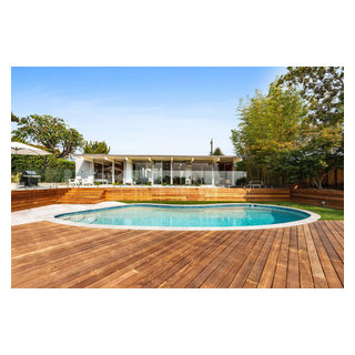 A Stunning Mid-Century Modern Backyard Pool - Midcentury - Pool - Other ...
