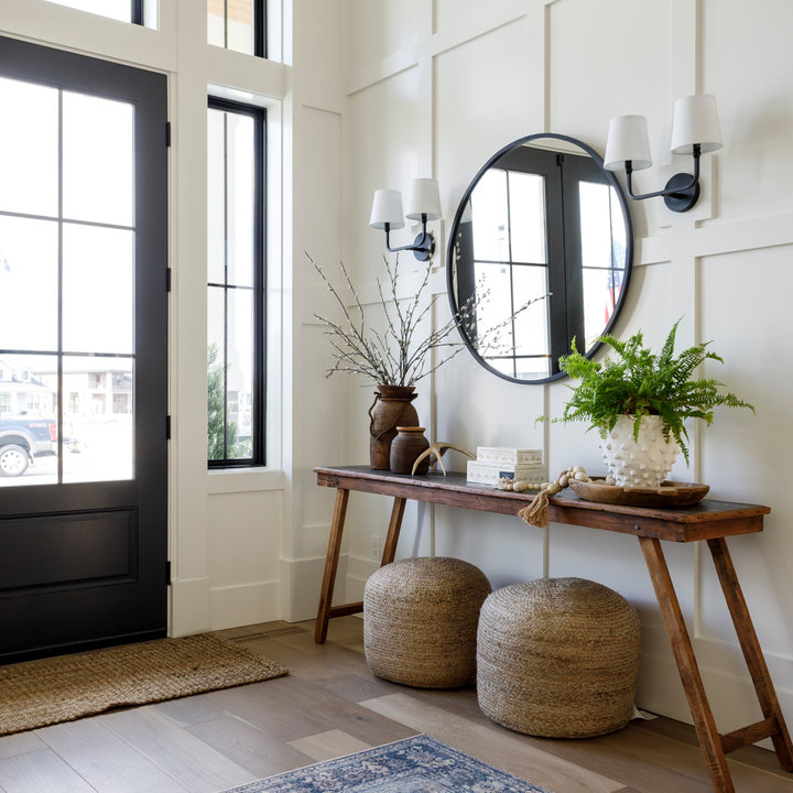 Entryway Design Ideas, Inspiration & Images - July 2024 | Houzz IN