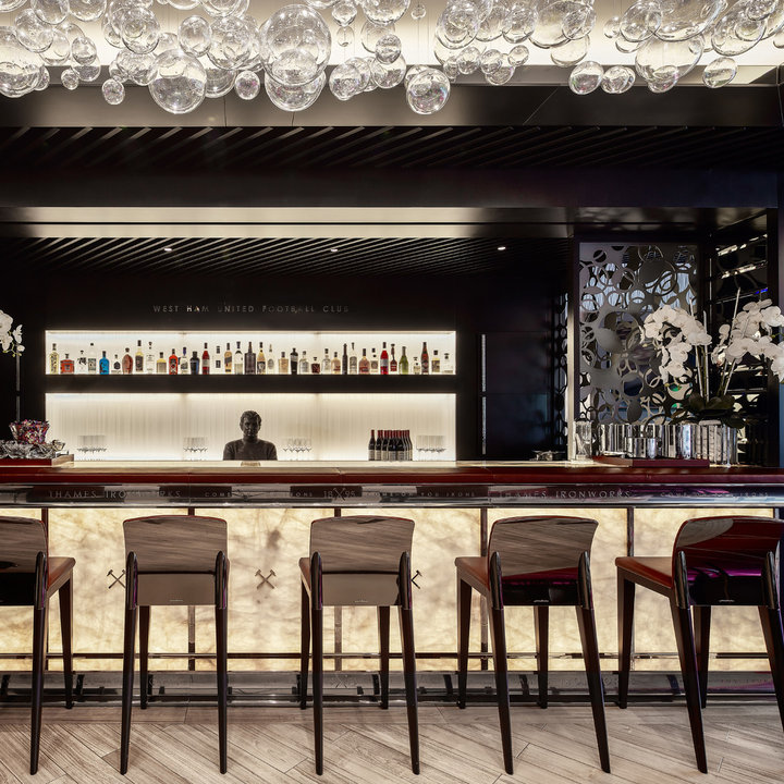 75 Beautiful Home Bar with Onyx Benchtops Ideas & Designs - April 2026 ...