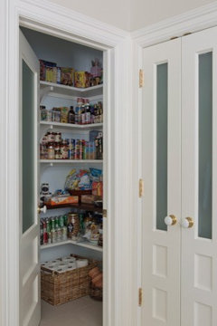 Interior door with flemish or obscure glass