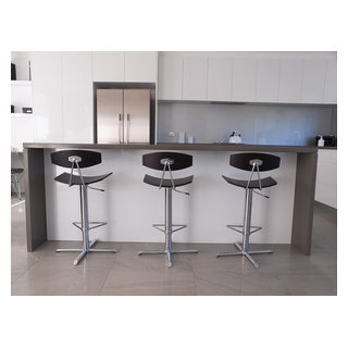 Modern "Shadowline Handle-less style" with 40mm P/R edge Stone bench ...