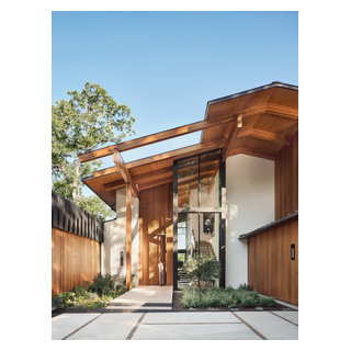 House on Lake - Modern - Exterior - Austin - by Breck Studio | Houzz