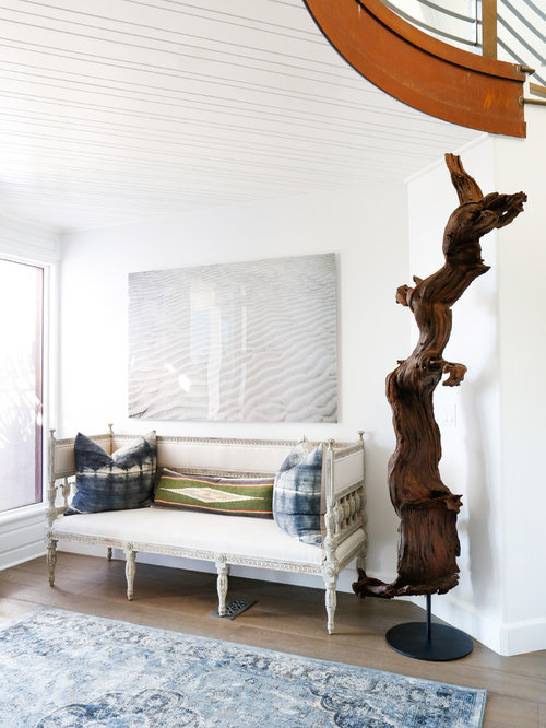 10 Best Beach Style Entryway Ideas Decoration Pictures Houzz 10-best-beach-style-entryway-ideas-decoration-pictures-houzz