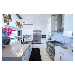 Riverstone Residence - Modern - Kitchen - Houston - by Bilal Rehman ...