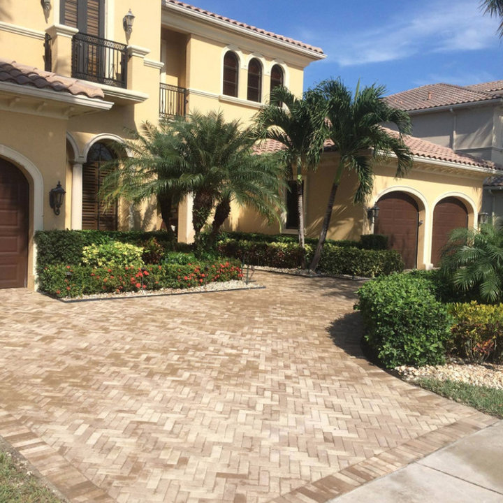 75 Most Popular Driveway Design Ideas for 2019 - Stylish Driveway ...