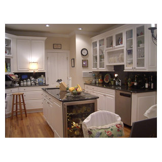 AHB Custom Home Builders - Cascade Heights Residence - Eclectic ...