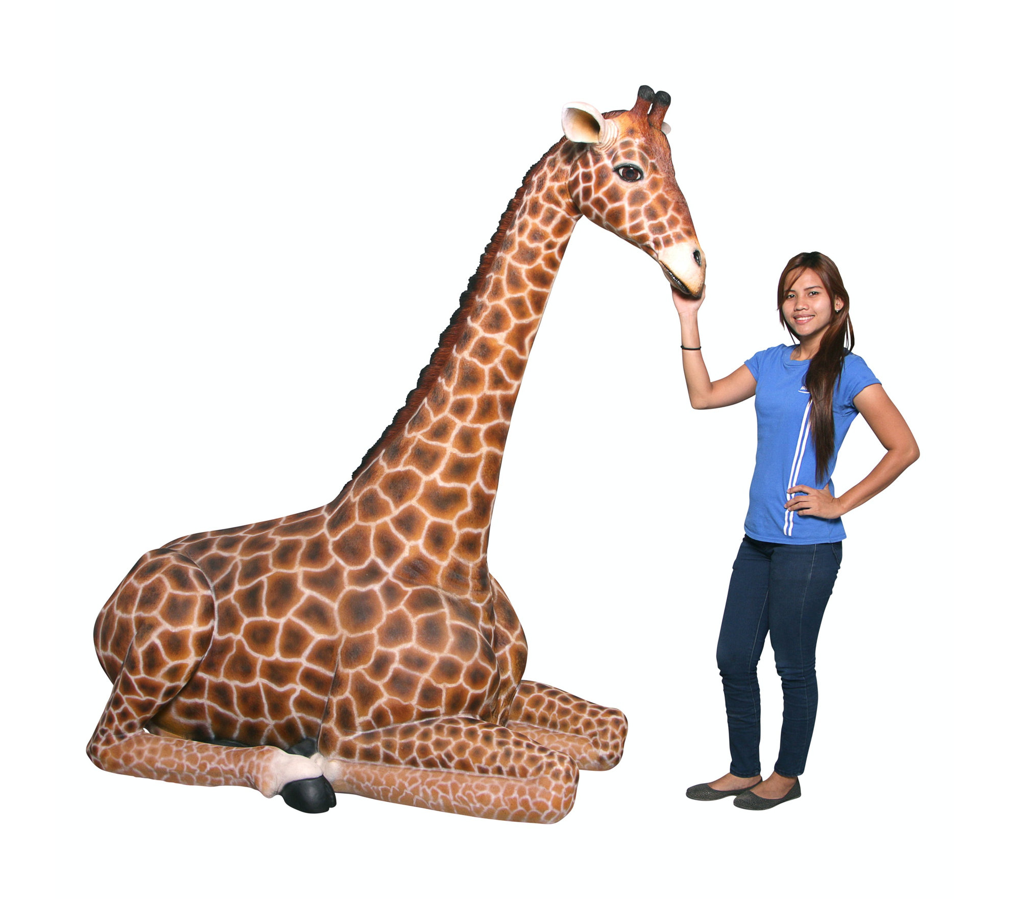 Dakarai Grande Sitting Giraffe Statue Frt - Contemporary - Garden ...