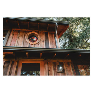 Reclaimed Wood Studio and Office with Outhouse - Rustic - Exterior ...