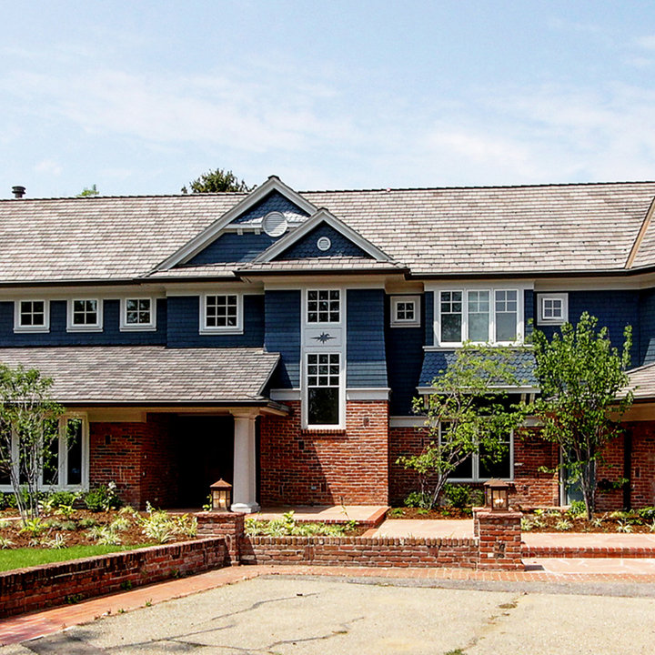 75 Brick and Shingle Exterior Home Ideas You'll Love - May, 2025 | Houzz