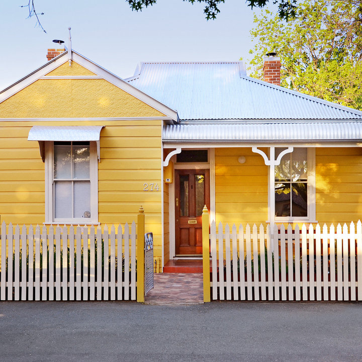 75 Beautiful Yellow House Exterior Ideas and Designs - May 2026 | Houzz UK